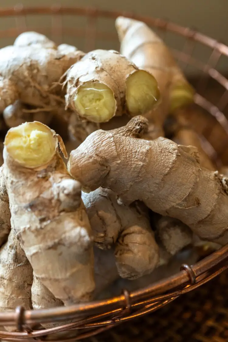 Ginger in Korean Cooking (Saenggang) - Carving A Journey