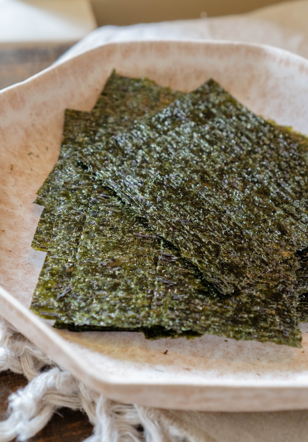 Seaweed Paper: Dried Seaweed Sheets in Korean Food (Gim) - Carving A ...