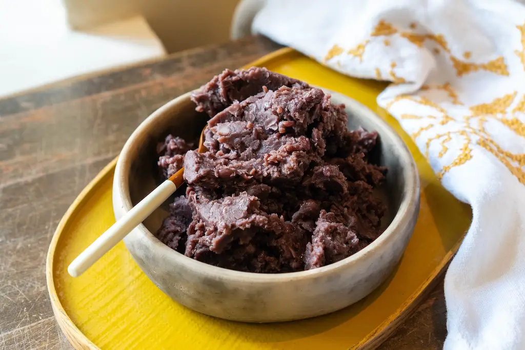 Korean Red Bean Paste (Pat-Anggeum) - Carving A Journey
