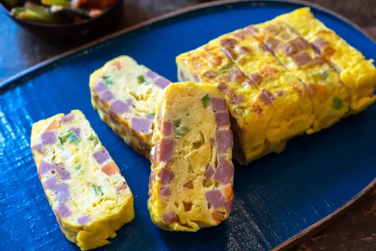 Gyeran Mari Recipe (Korean Rolled Eggs) - Carving A Journey